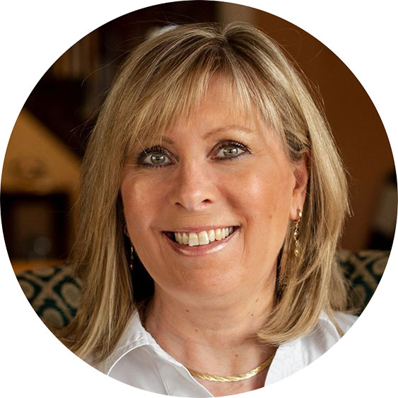 Meet The Team - advantage80/20